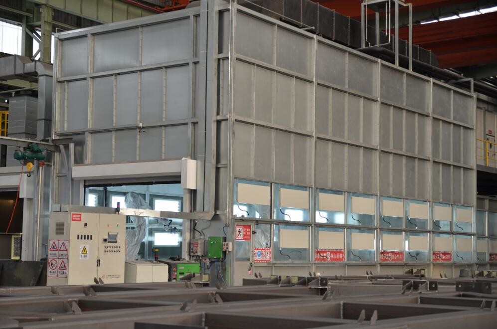 Metal Fabrication Paint Booth With Strong Steel Structure Room Glass ...